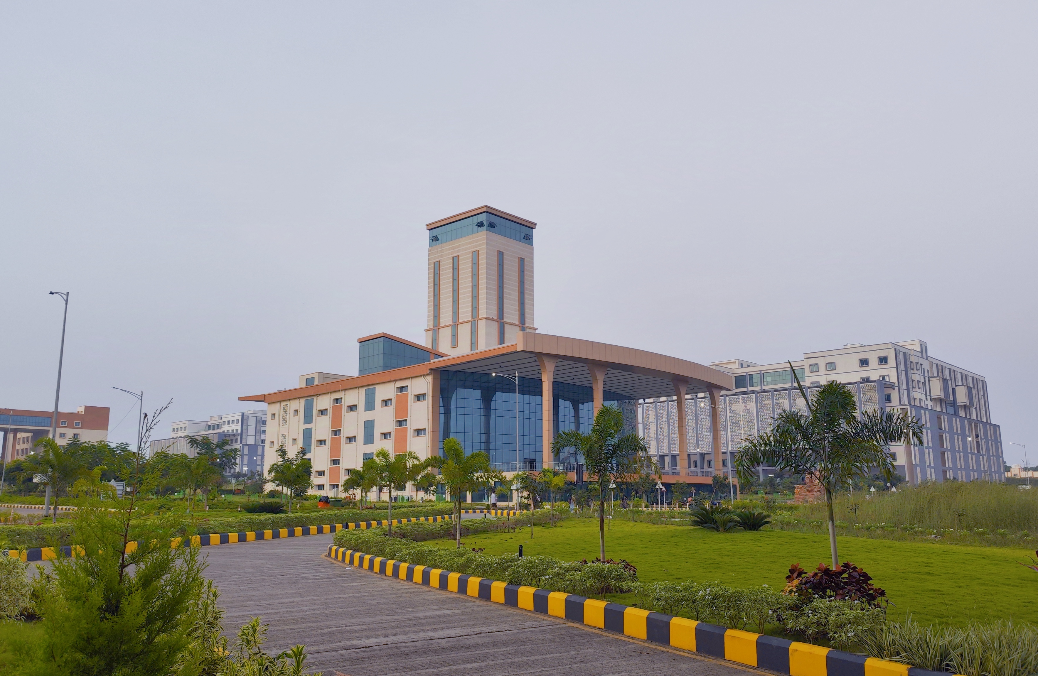 Computer, Networking and Communication System | IIT Dharwad